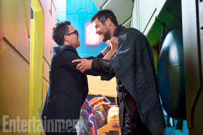 EW Gives First Look at “Thor: Ragnarok” with On-Set Photos
