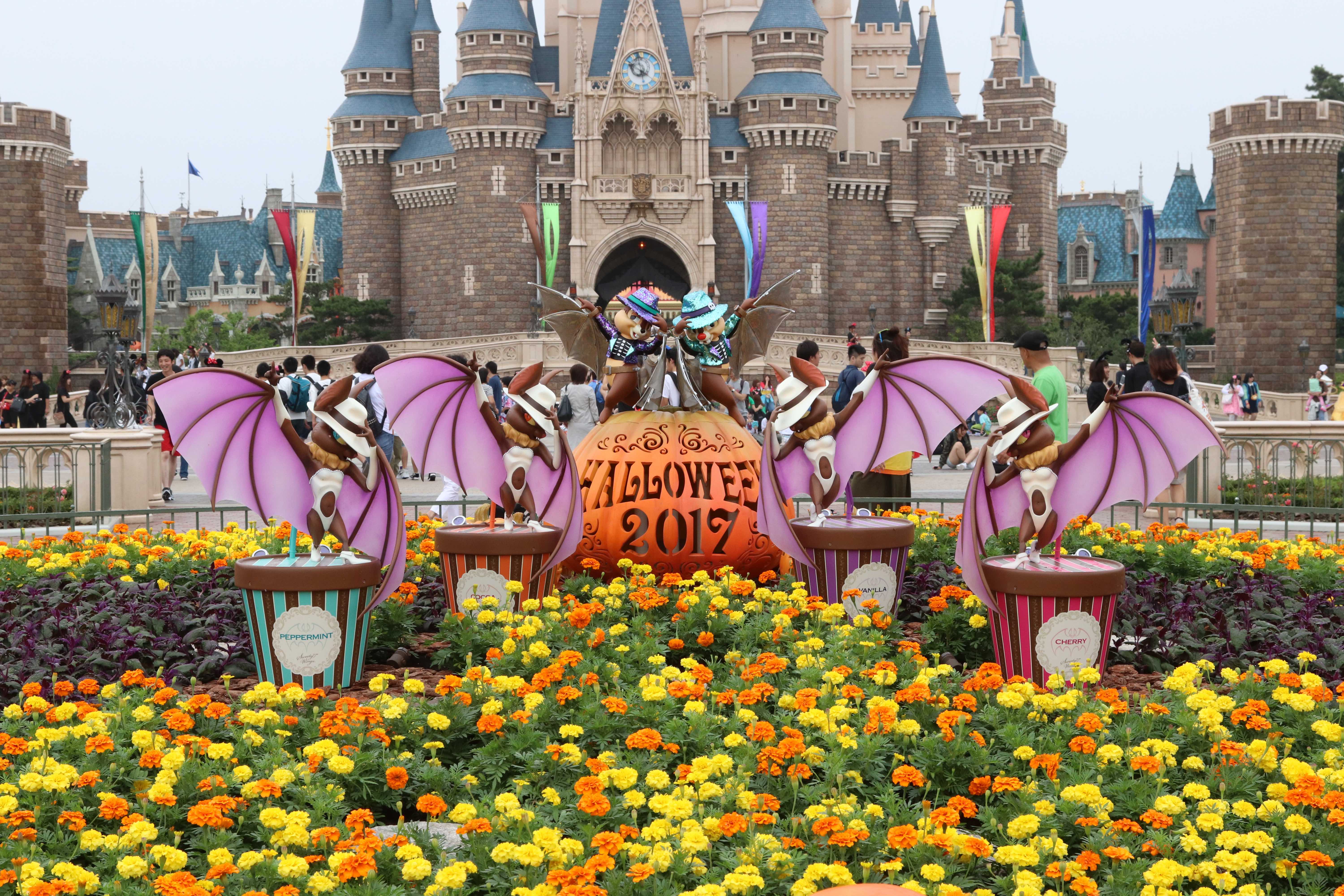 Tokyo Disney Resort Celebrates the Halloween Season