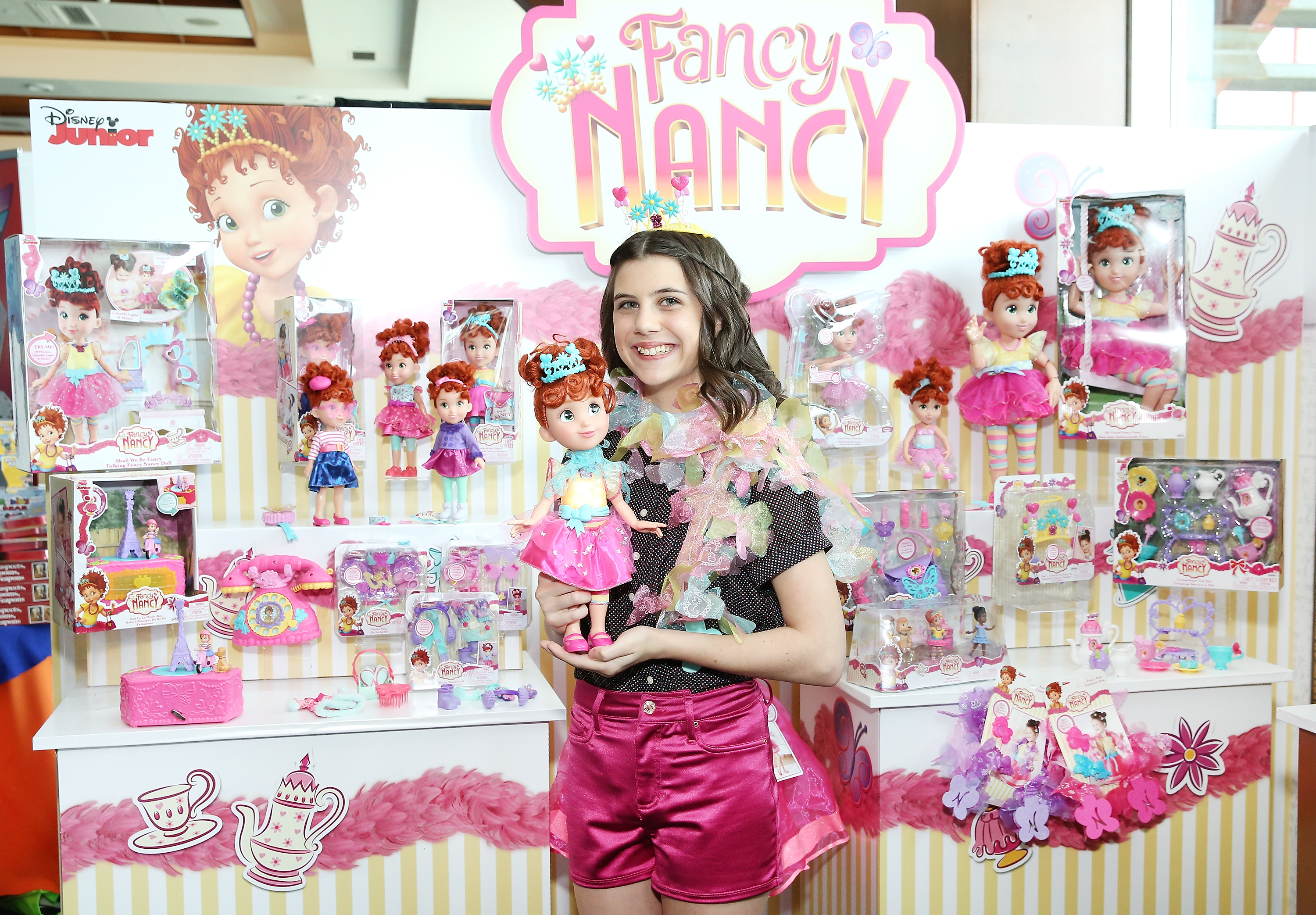 "Fancy Nancy" Voice Actress Mia Sinclair Jeness Previews Show Toys in ...