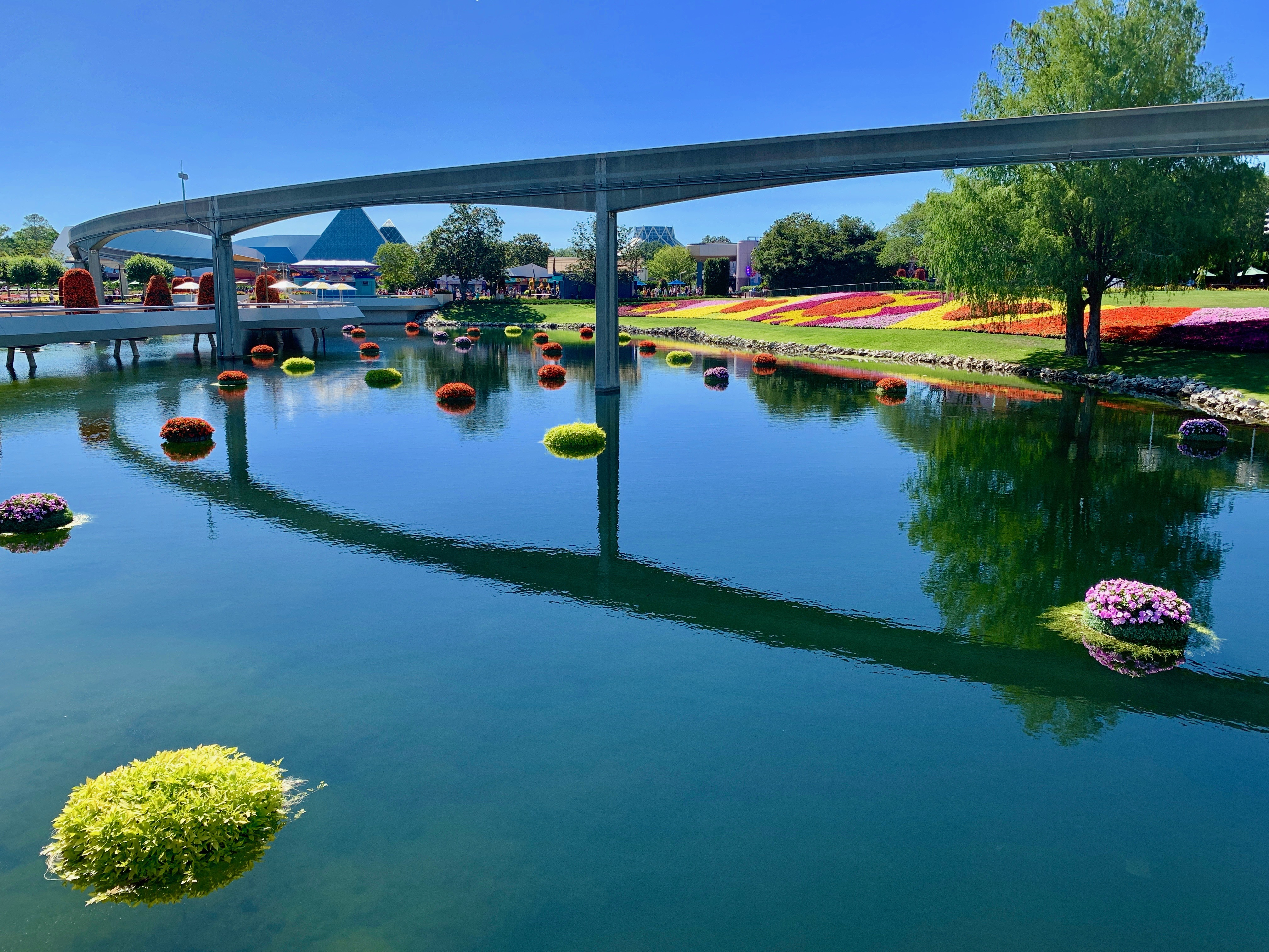 Photo Update – Epcot Entrance and International Gateway Construction