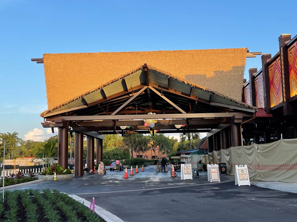 Disney’s Polynesian Village Resort Monorail Station Reopens