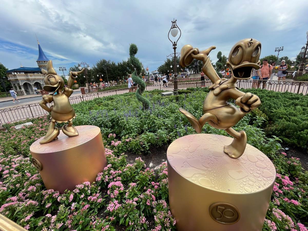 WDW 50 – Disney Fab 50 Character Collection Sculptures Installed at ...