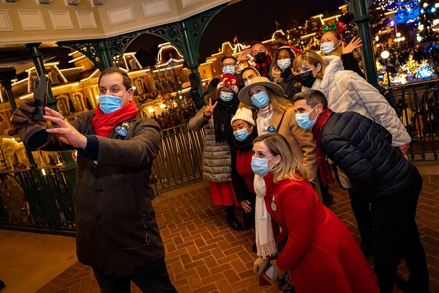 Disneyland Paris Ambassadors Recently Surprised With Disney Ambassador ...