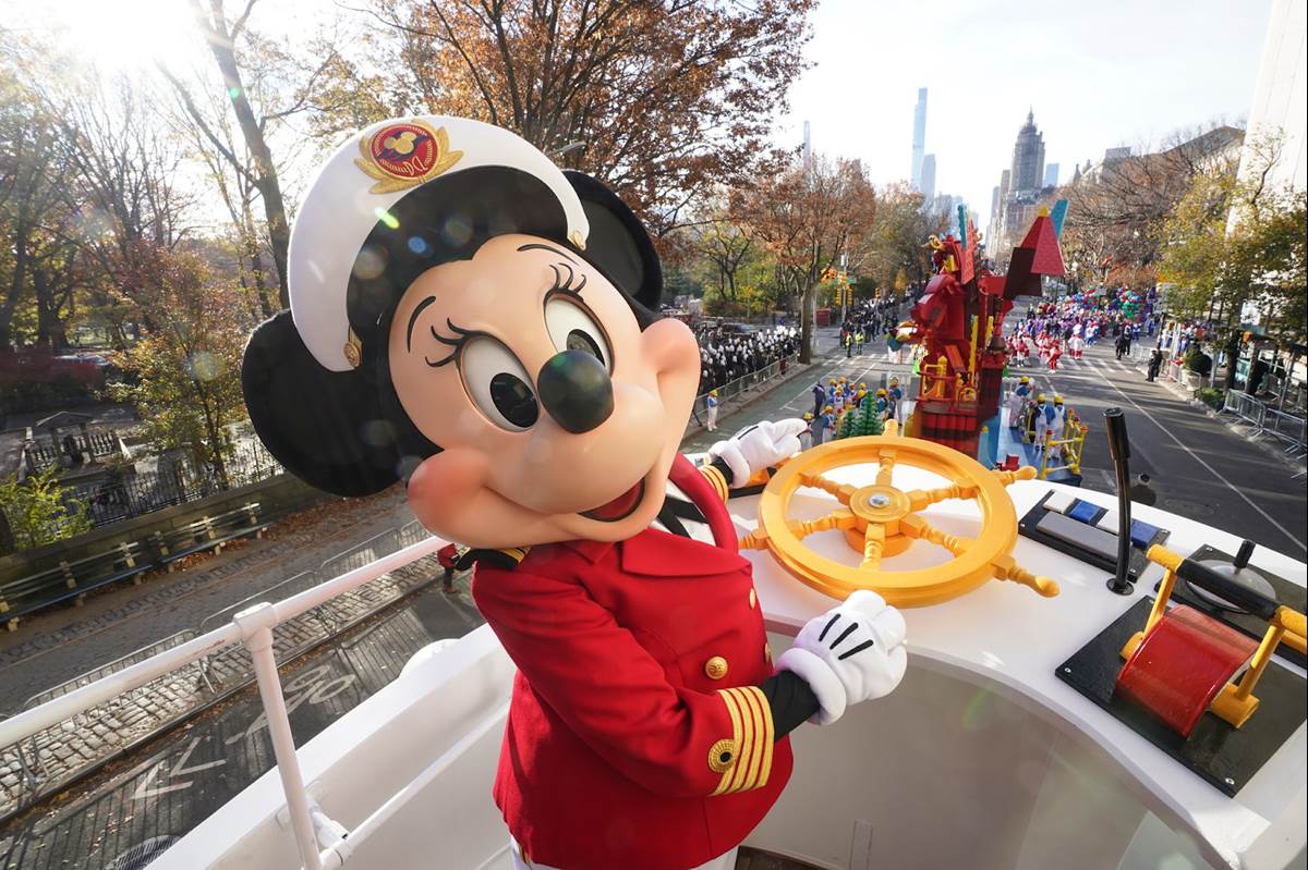 Disney Cruise Line Float Ready To “Set Sail” Through New York City During Macy’s Thanksgiving ...