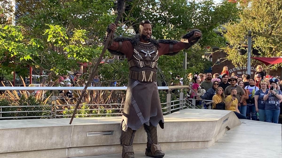 Video – M’Baku Debuts at Avengers Campus in Celebration of “Black Panther: Wakanda Forever”