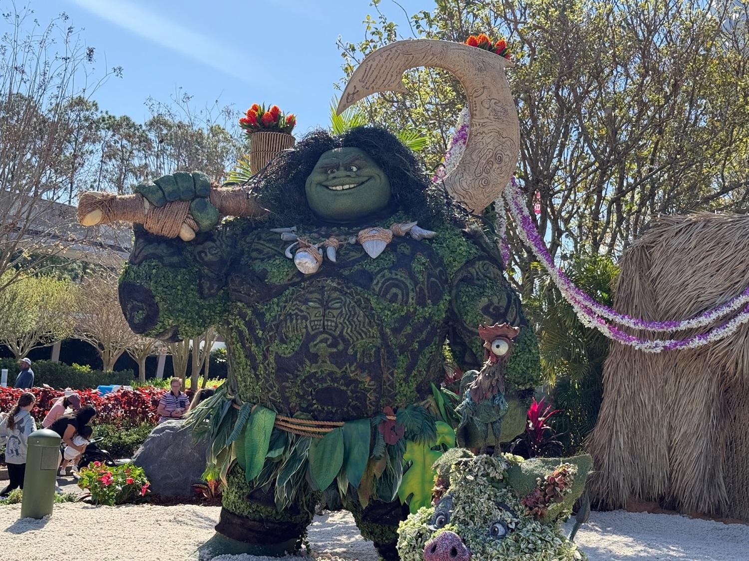 Photos: Impressive Moana Topiary Display Debuts at EPCOT for the ...