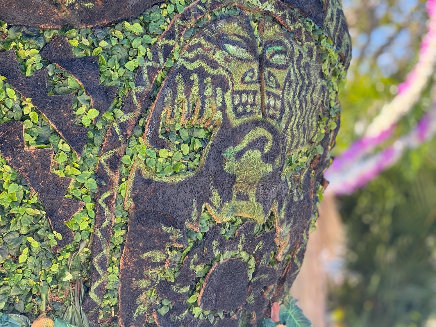 Photos: Impressive Moana Topiary Display Debuts at EPCOT for the ...