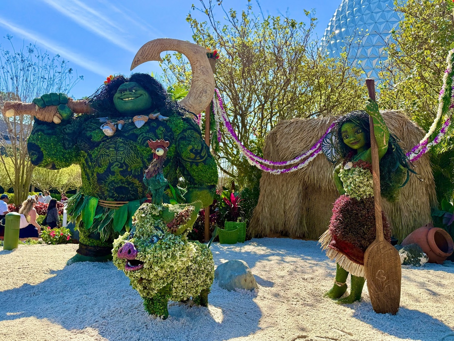 Photos: Impressive Moana Topiary Display Debuts at EPCOT for the ...