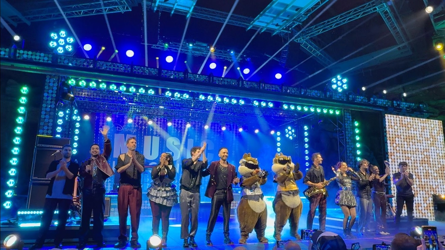 Photos/Video: Disney Music Hits Concert Previewed Ahead of Disney Music Festival at Disneyland ...
