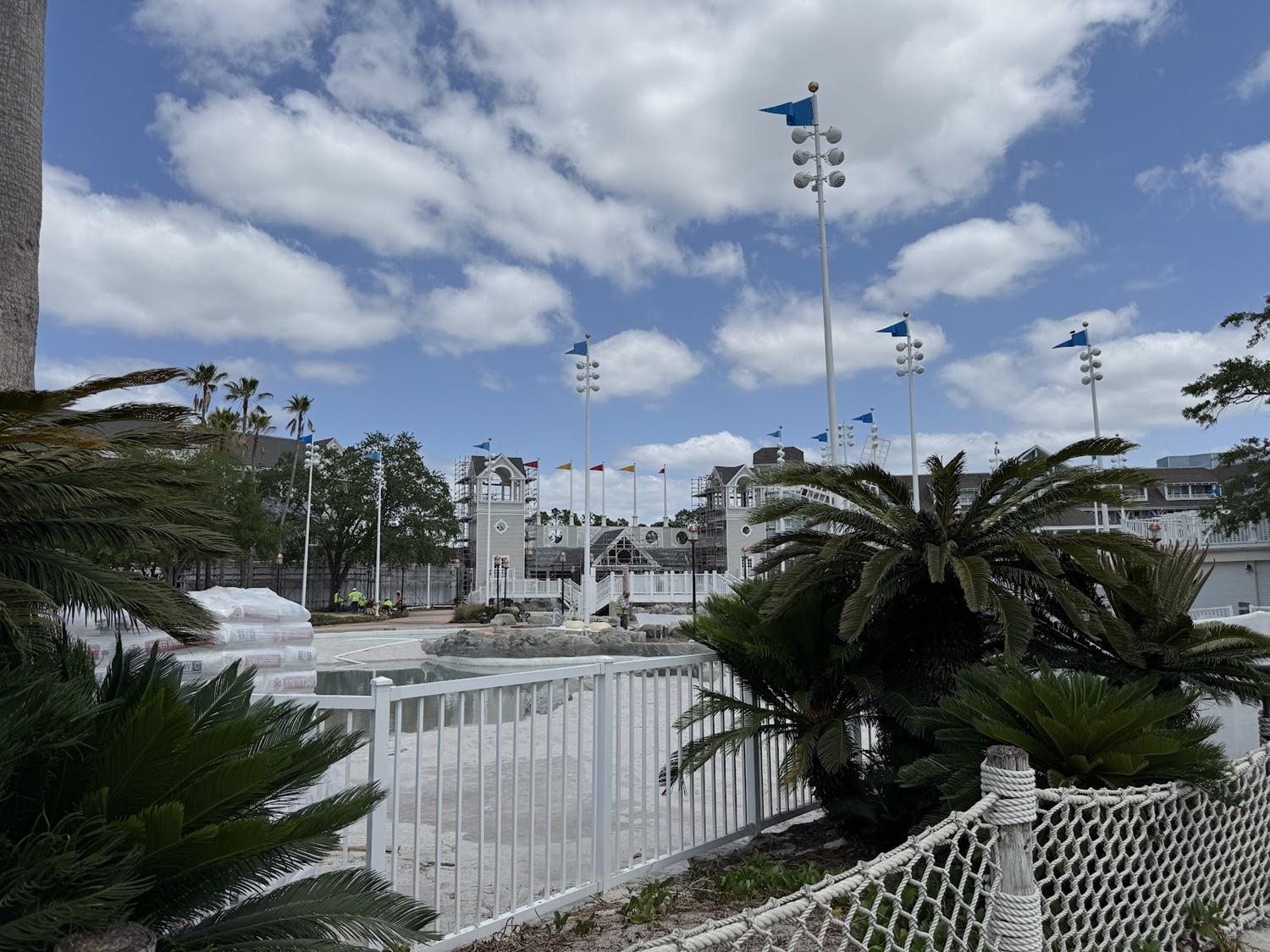 Photos: Water Returns to Stormalong Bay at Disney's Yacht & Beach Club ...