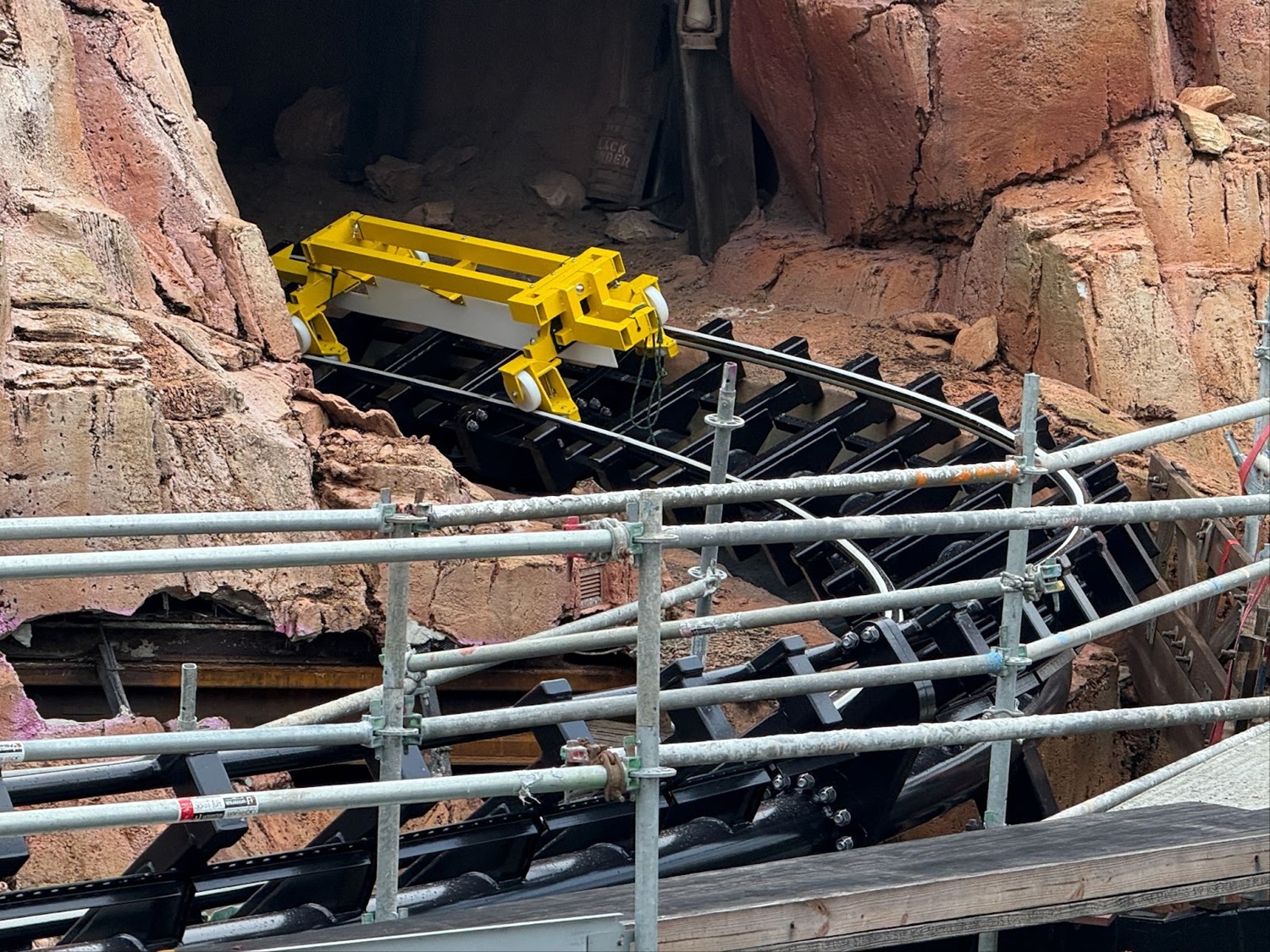 Magic Kingdom's Big Thunder Mountain Conducts Pull-Through Test on ...
