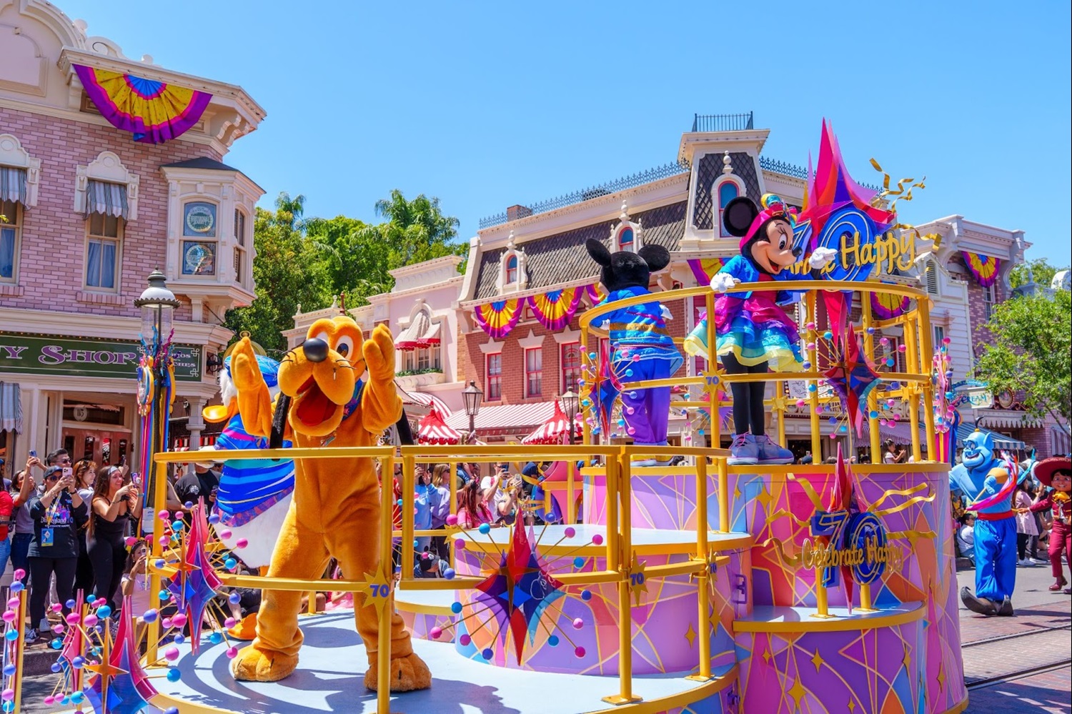 Photos: Looking at Disneyland's 70th Anniversary Through DLR Magazine's Lens