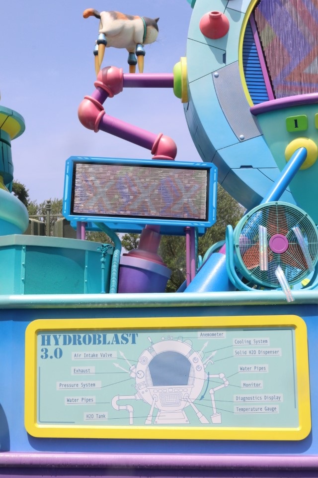 Photos: The Summer Cool-off Event Kicks Off with a Big Splash at Tokyo Disney Resort ...