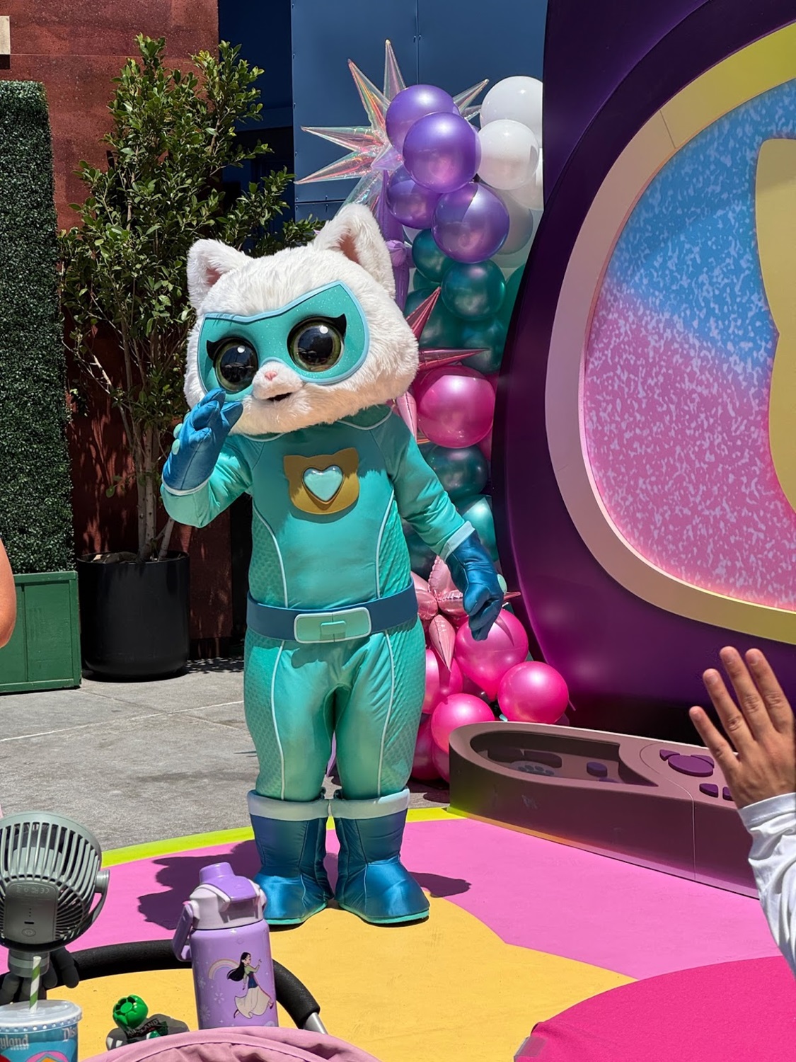 Photos: Spidey, Bitsie and Mickey at Disney Jr. Let's Play!