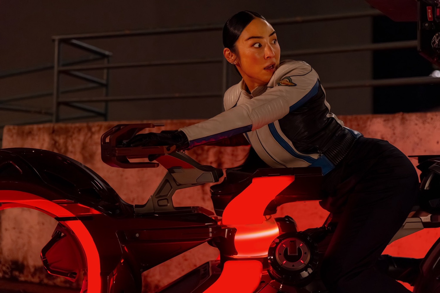 TRON: Ares Social Reactions Praise Dazzling New Chapter