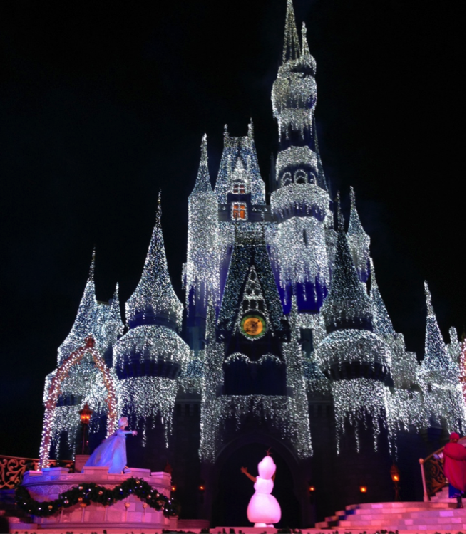 A Frozen Holiday Wish comes to Magic Kingdom! Olaf Appears for the ...