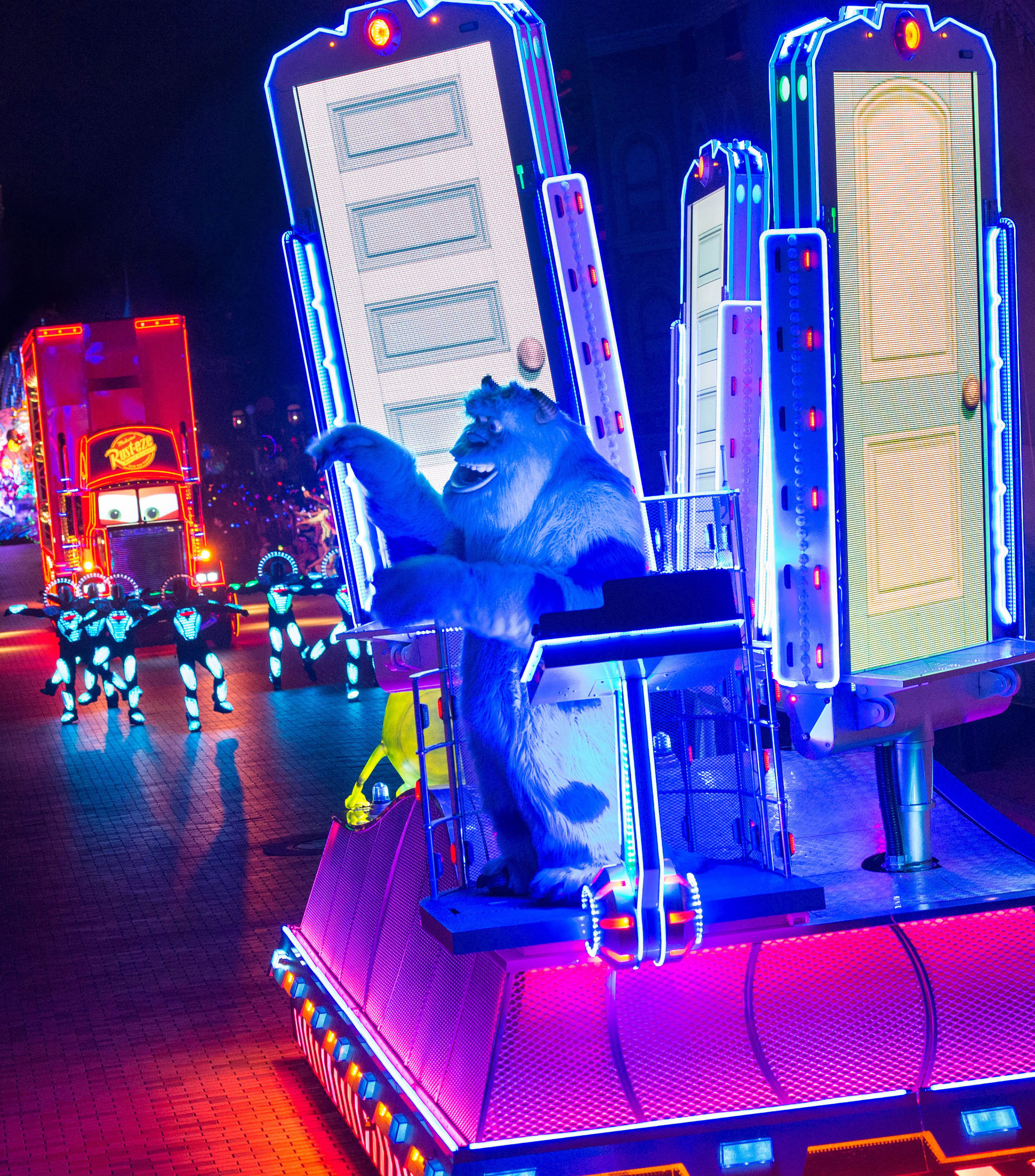 Prepare to Be Dazzled! Disneyland Reveals More Details for the Upcoming ...