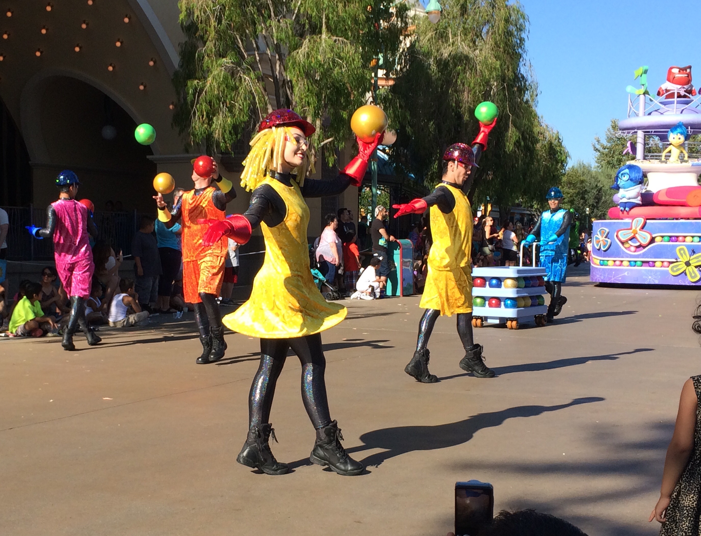 Inside Out Pre-Parade - LaughingPlace.com