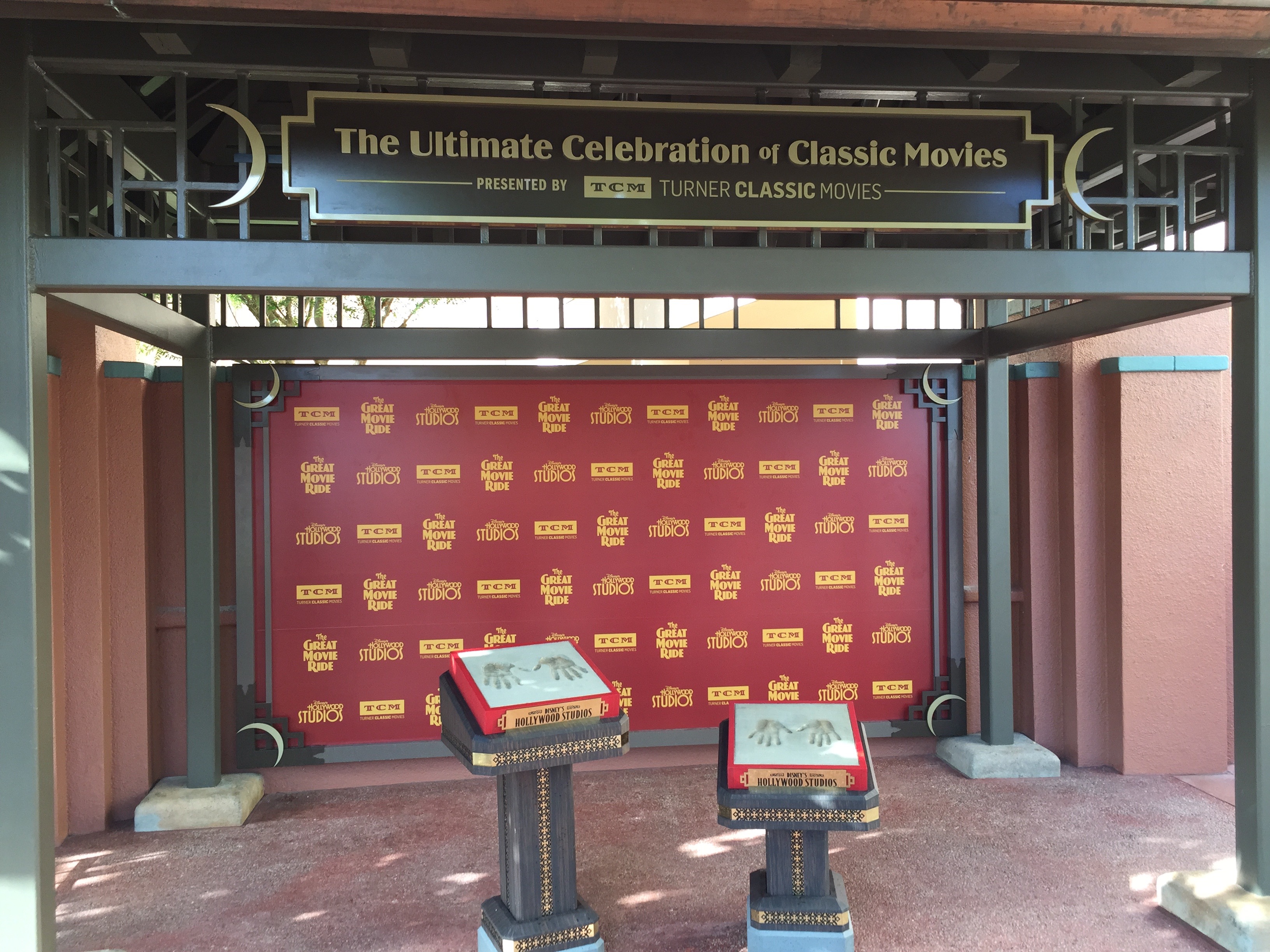 TCM Takes Over The Great Movie Ride - LaughingPlace.com