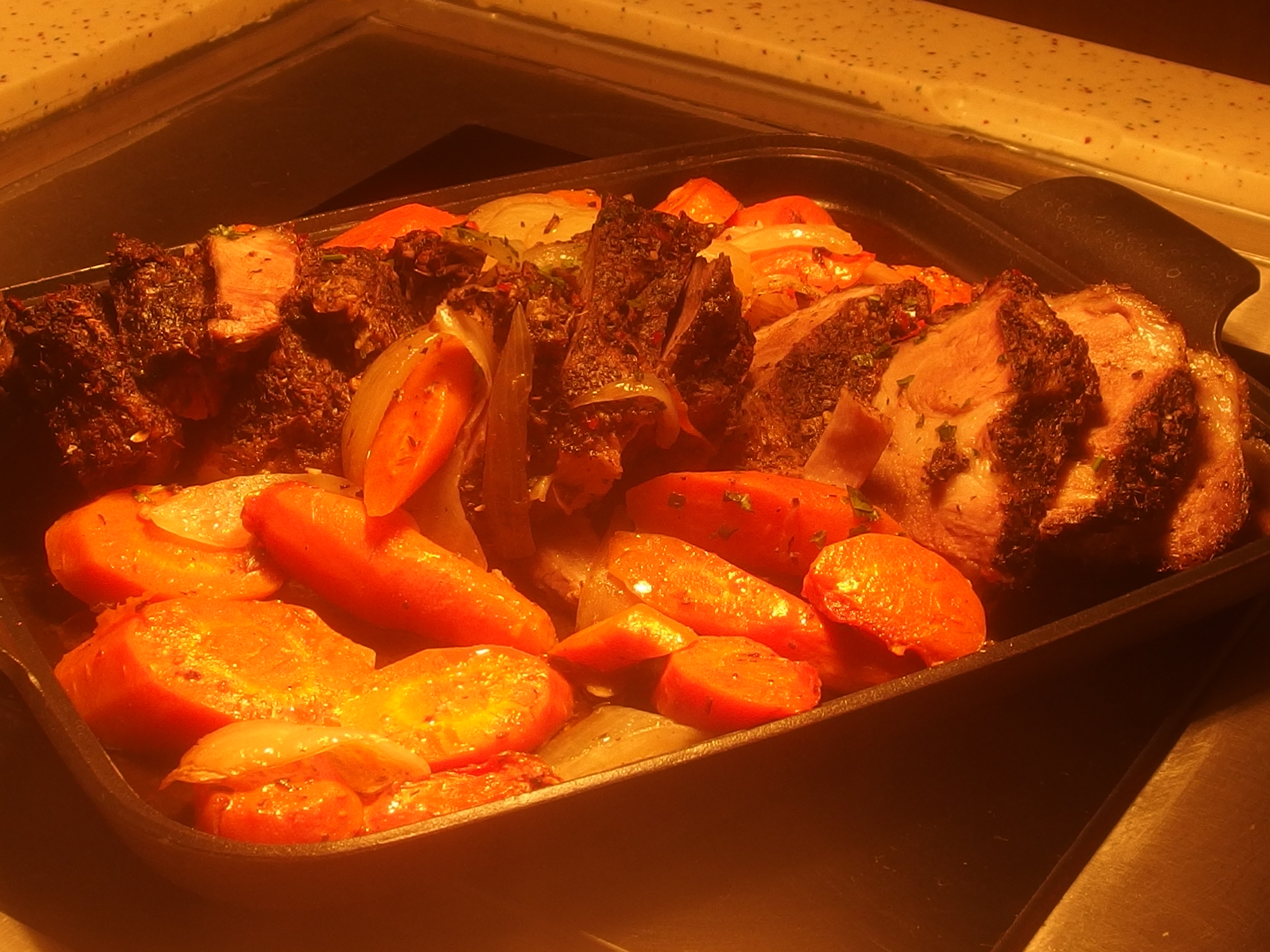 Beach Bonfire Dinner Buffet - LaughingPlace.com