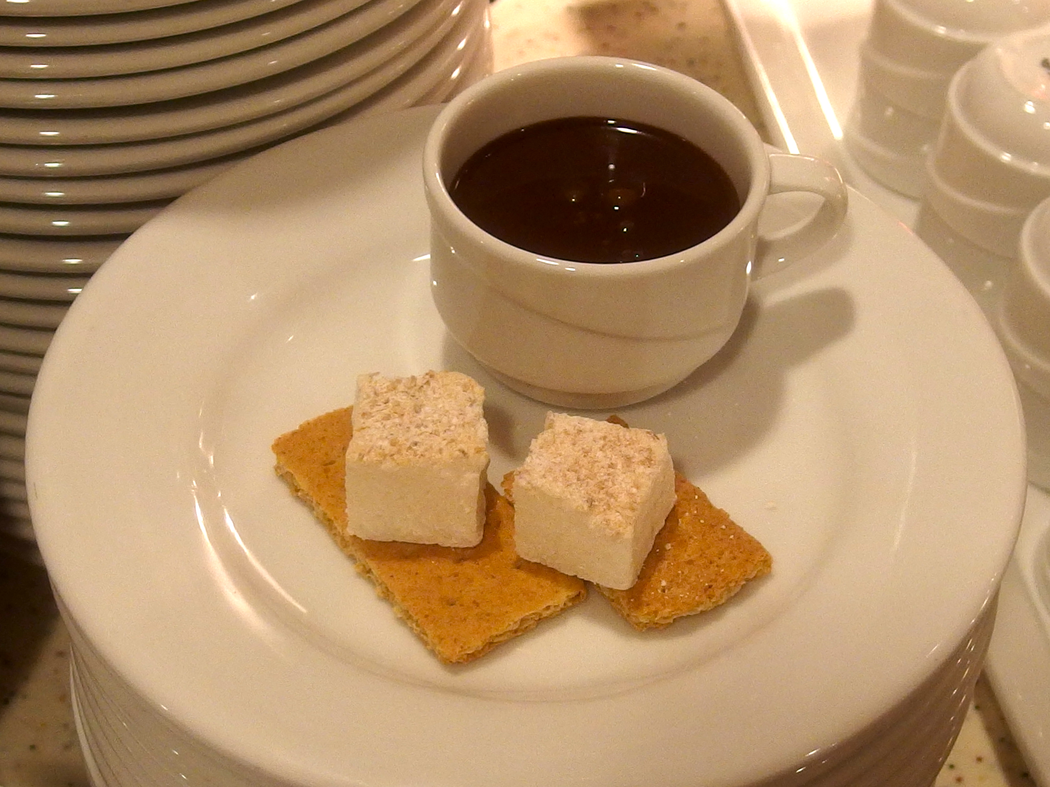 Beach Bonfire Dinner Buffet - LaughingPlace.com