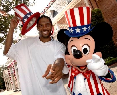 Celebrating Mickey's 87th with 87 Mickeys