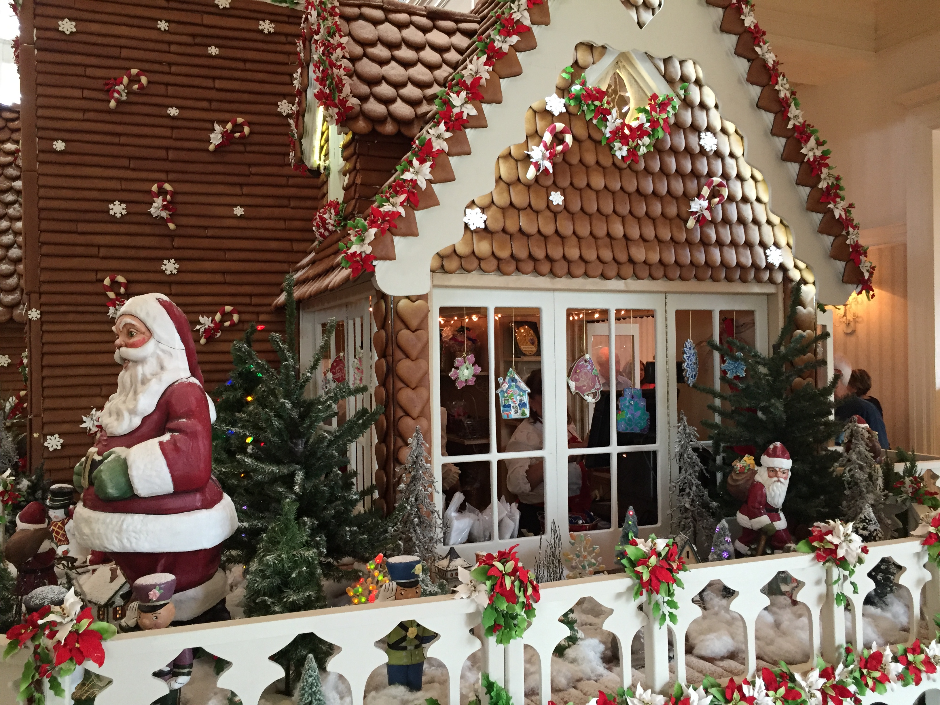 A Look at the Walt Disney World Gingerbread Displays - LaughingPlace.com