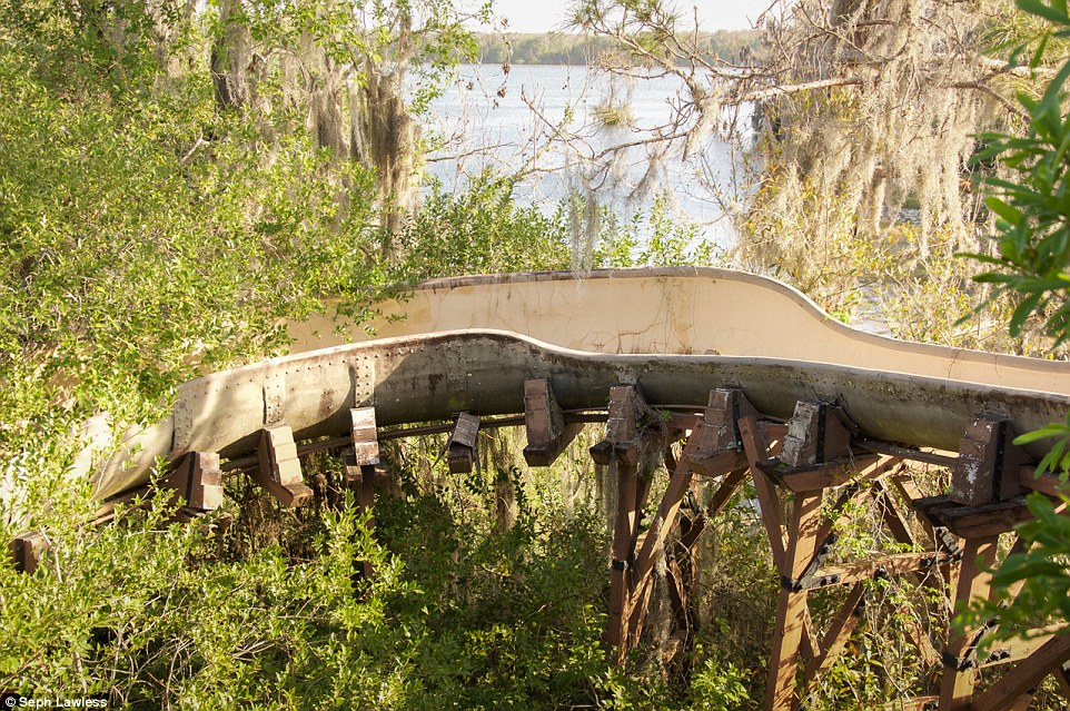 What Disney's River Country Water Park Looks Like 15 Years After ...