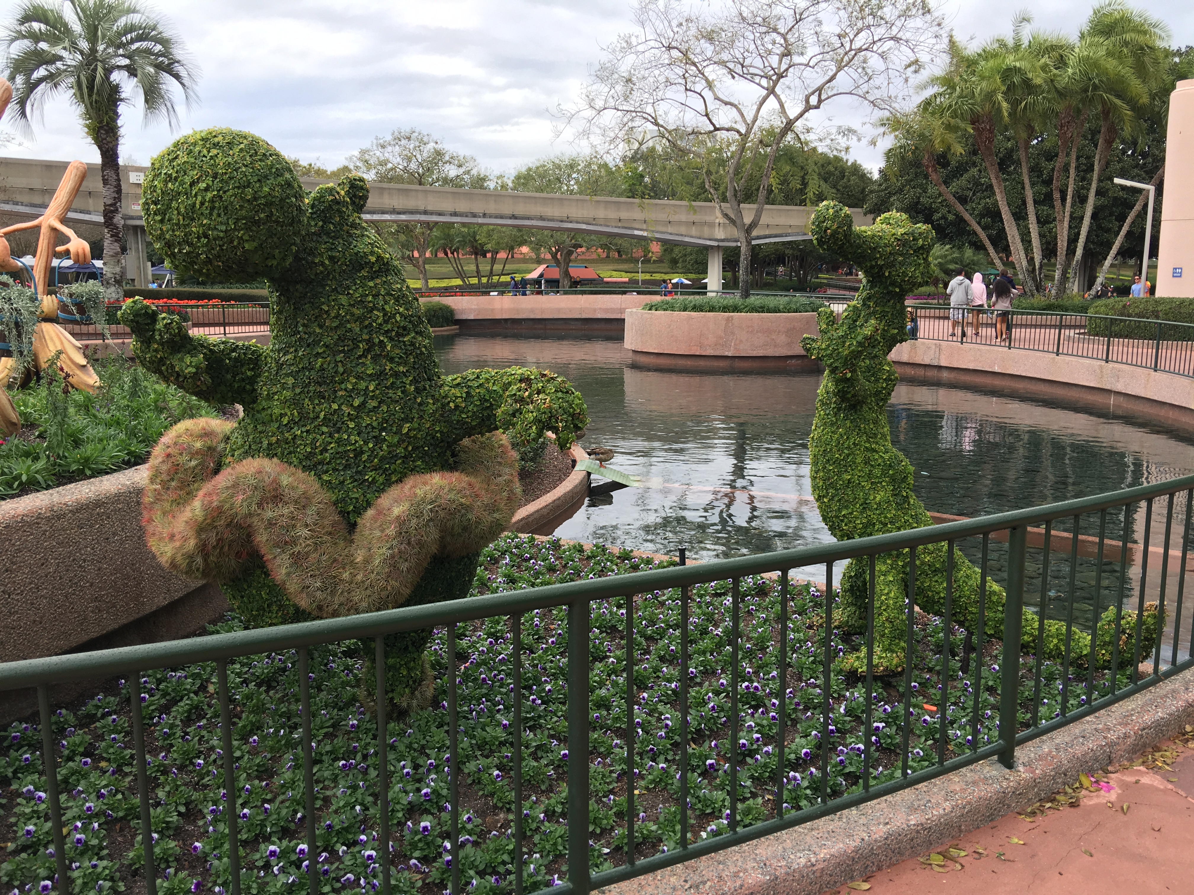 2016 Epcot International Flower and Garden Festival in Full Bloom ...