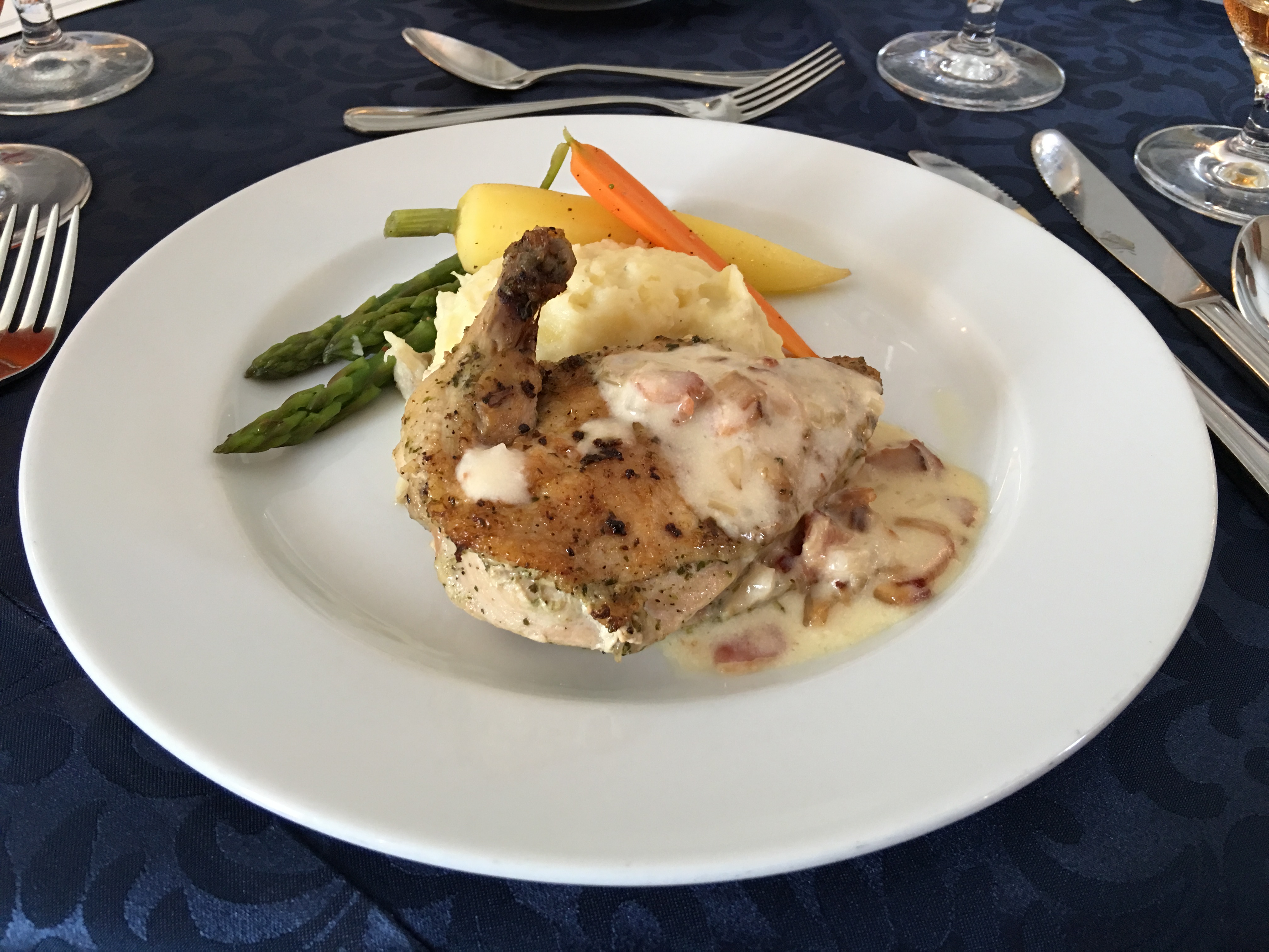 D23 Lunch With a Legend: Charles Ridgway and a Spot of Tea in Walt ...