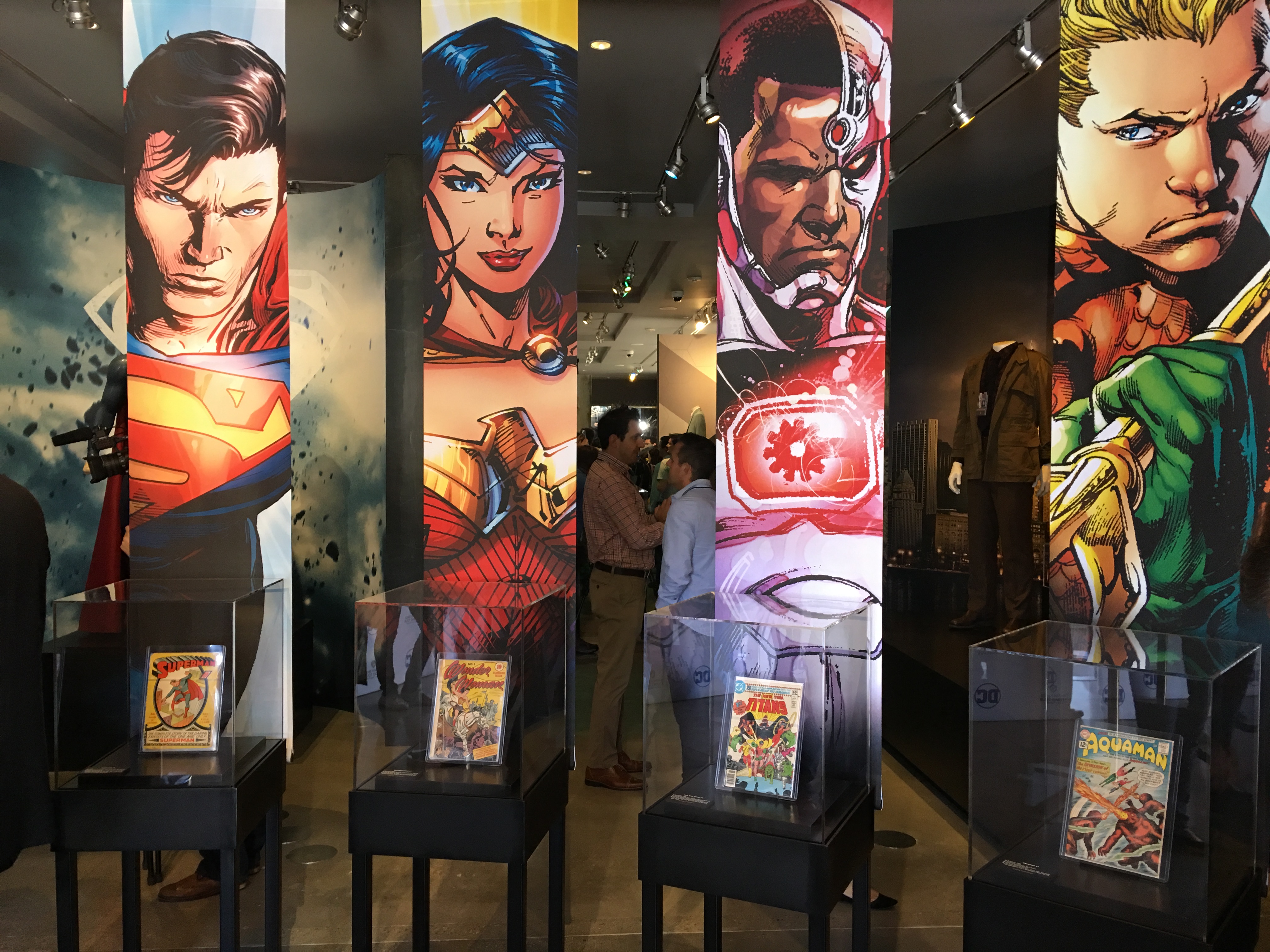 Sneak Peek — DC Universe: The Exhibit Debuting at Warner Bros. Studios ...