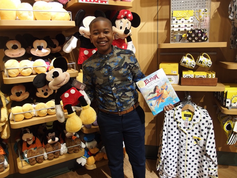 Disney Stars Read on Disney Reads Day - LaughingPlace.com