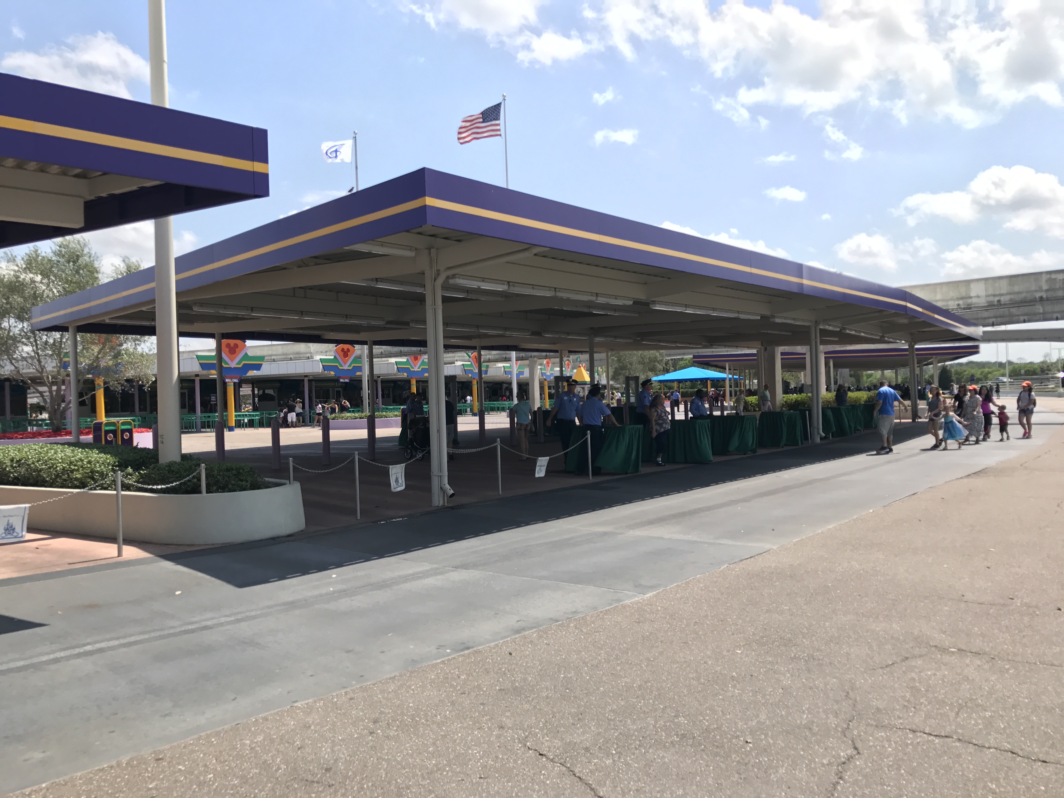 Walt Disney World Debuts New Security Checkpoint Arrangement ...