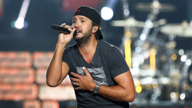 Luke Bryan Reportedly in for "Idol" Judge Slot - LaughingPlace.com