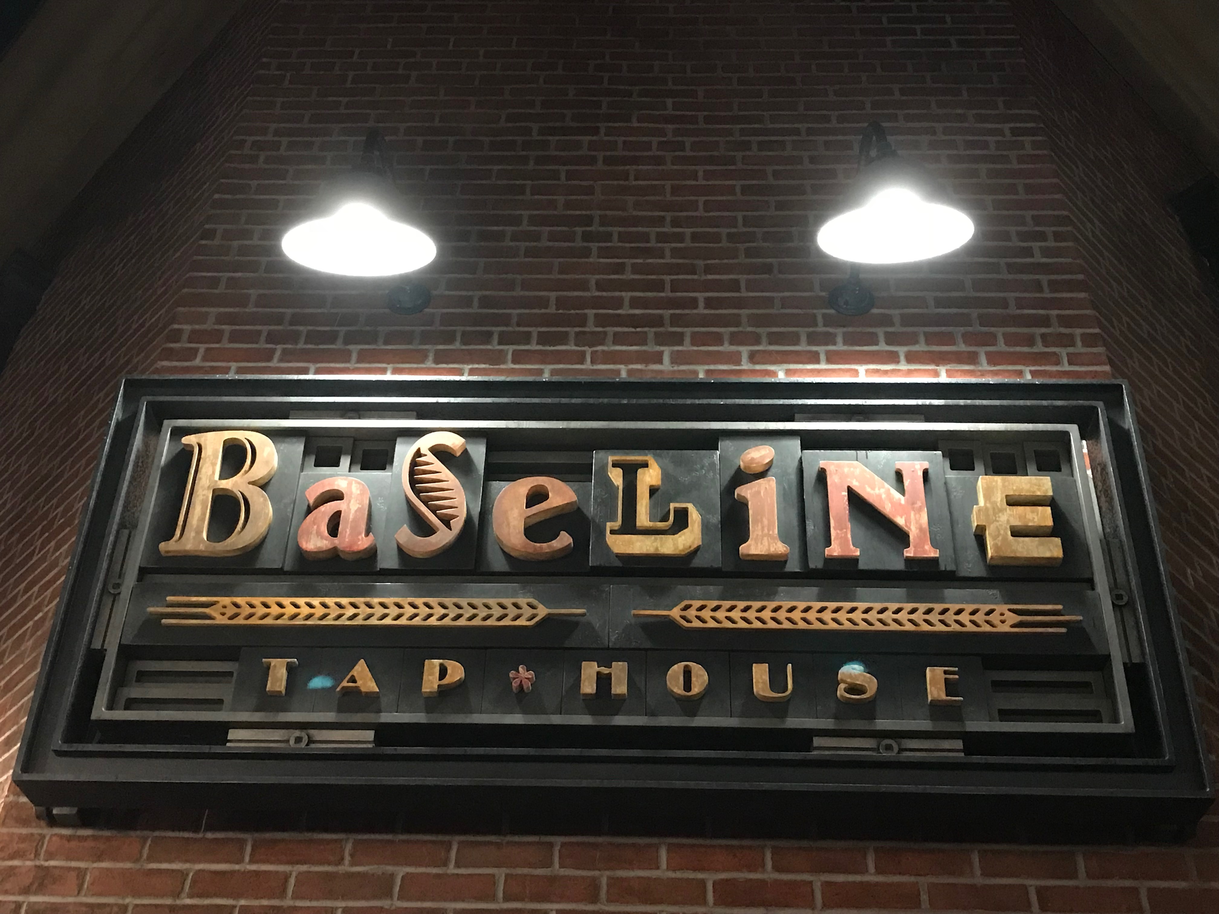 Review: Baseline Tap House Disney's Hollywood Studios - LaughingPlace.com