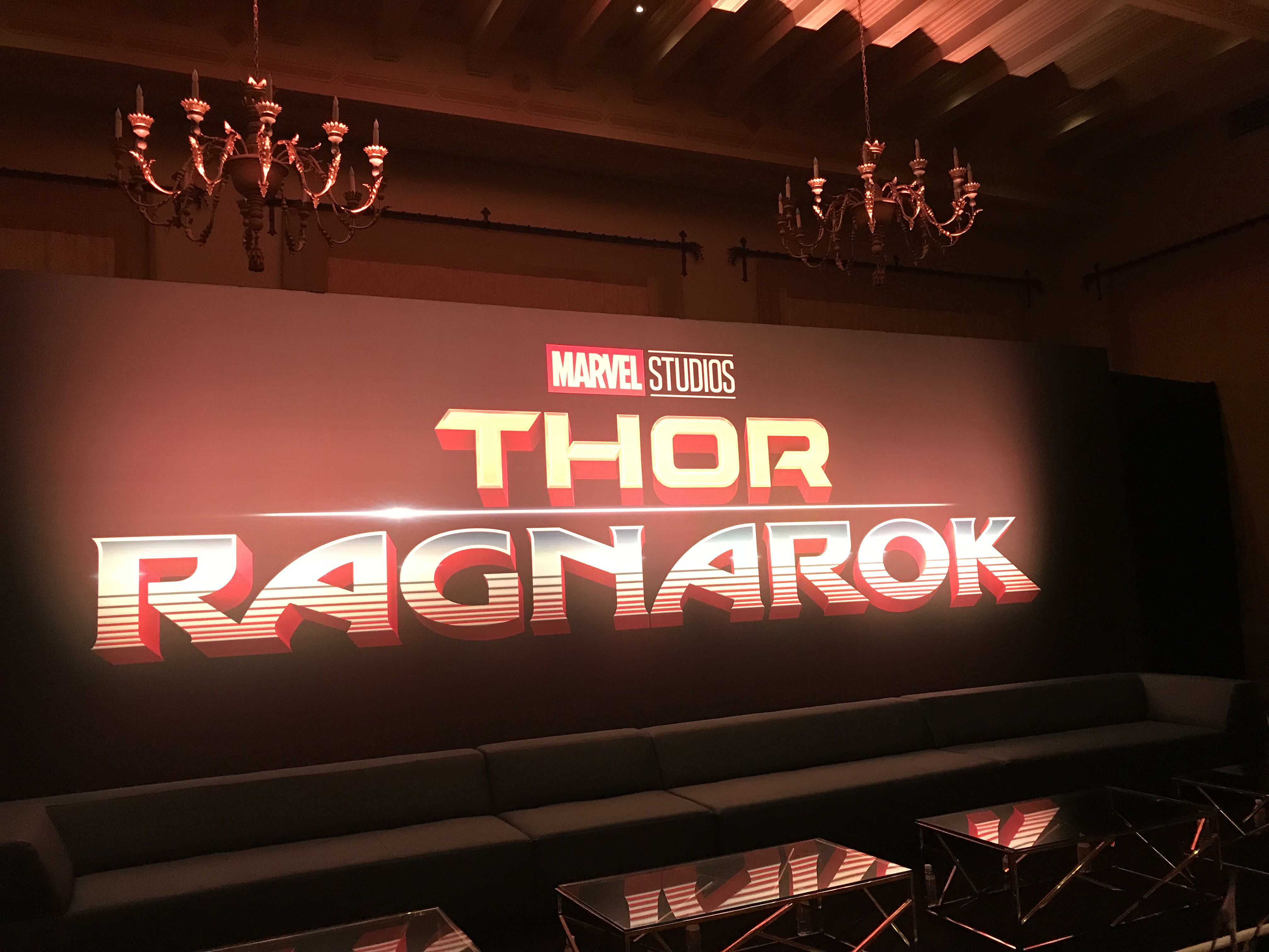Thor: Ragnarok - The Meeting Of Gods Junket - LaughingPlace.com