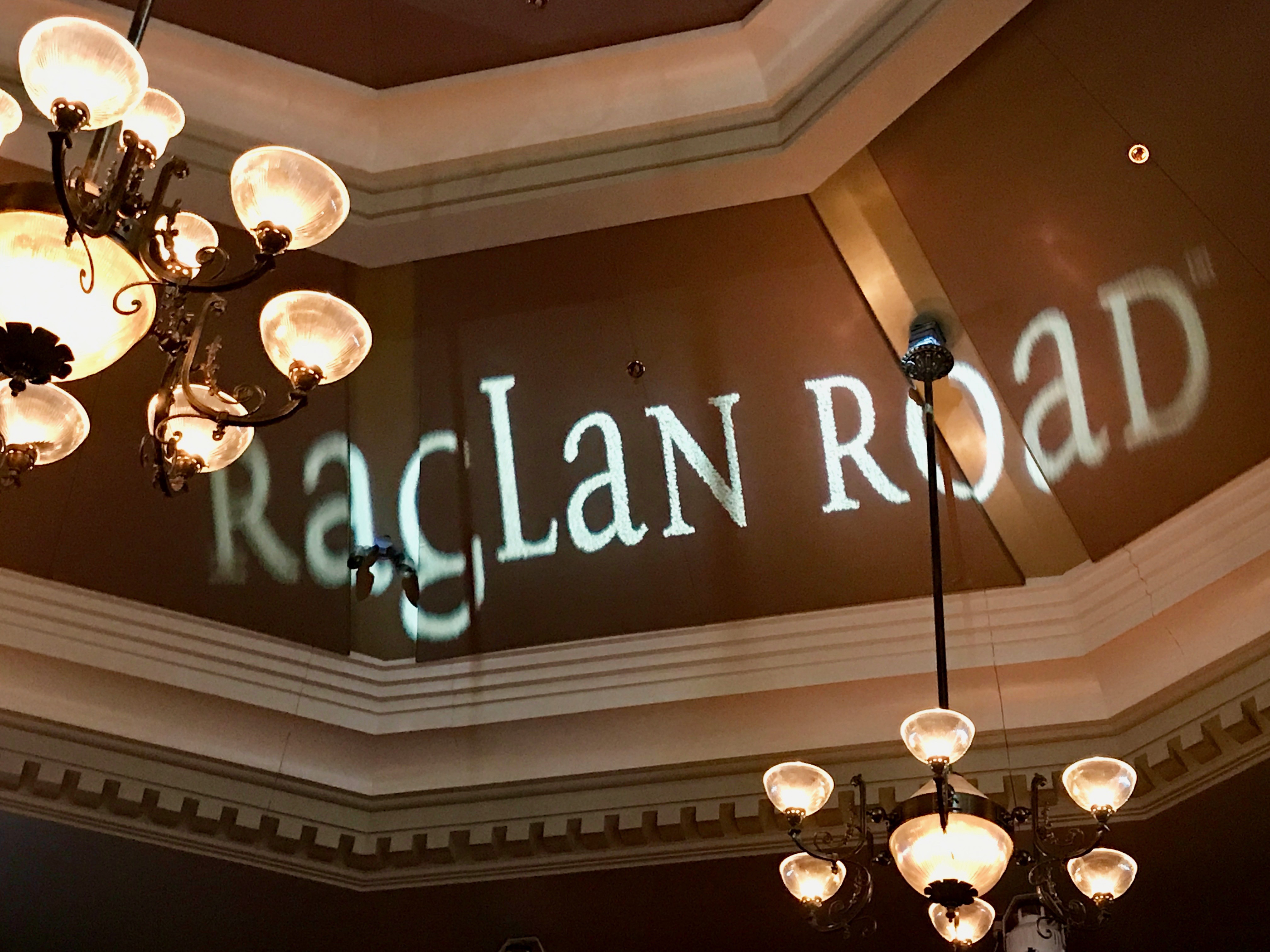 Walt Disney World Dining Review: Raglan Road Irish Pub & Restaurant ...