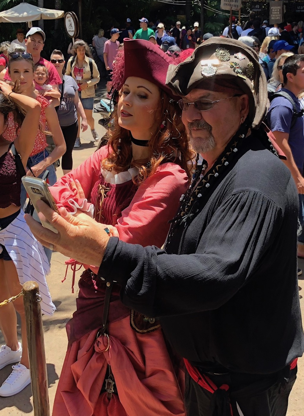 Pirates of the Caribbean Returns to Disneyland with Updated Auction ...
