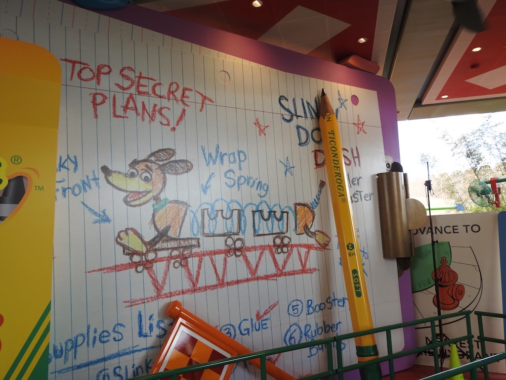 Slinky Dog Dash Races Through Toy Story Land - LaughingPlace.com