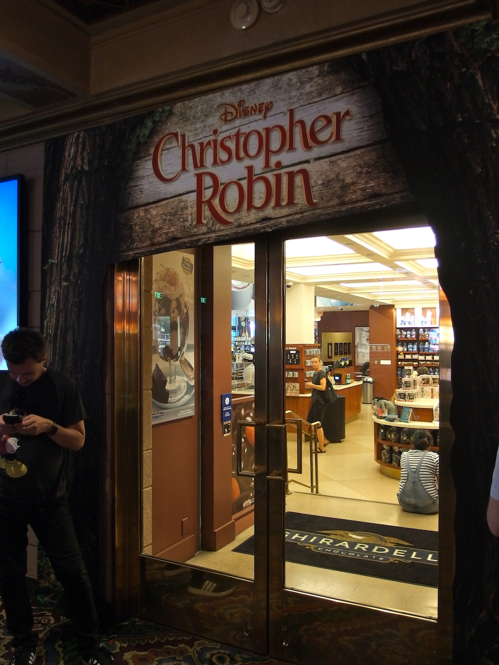 The El Capitan Theater Hosts a Special Engagement of Disney’s ...