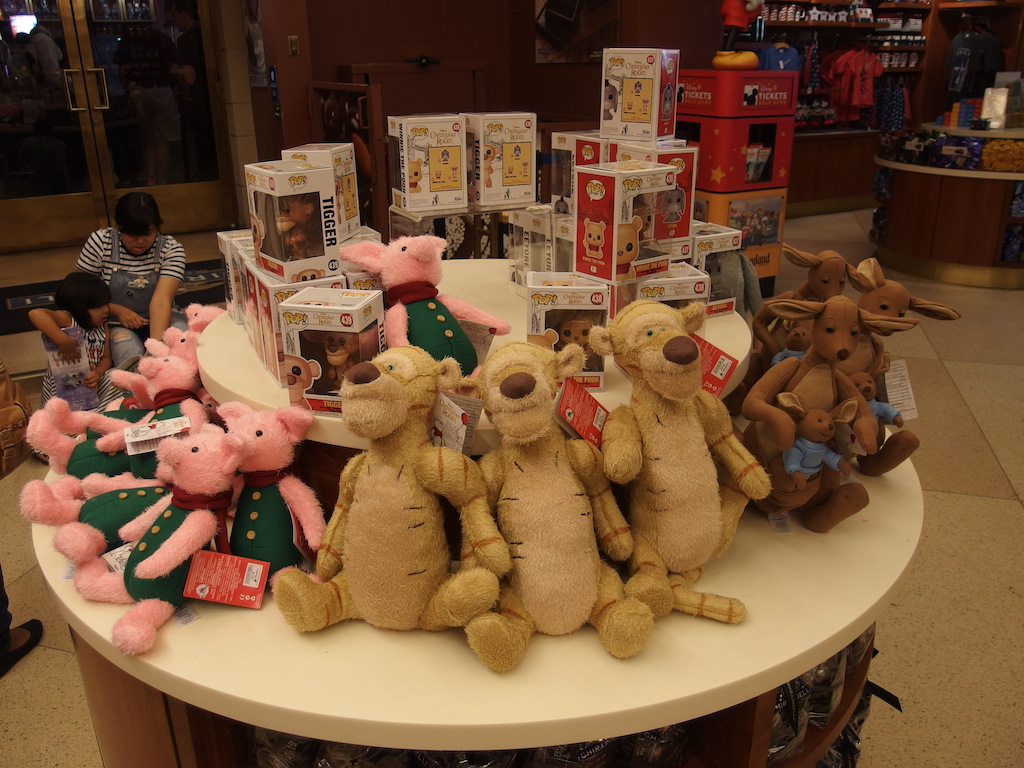 The El Capitan Theater Hosts a Special Engagement of Disney’s ...