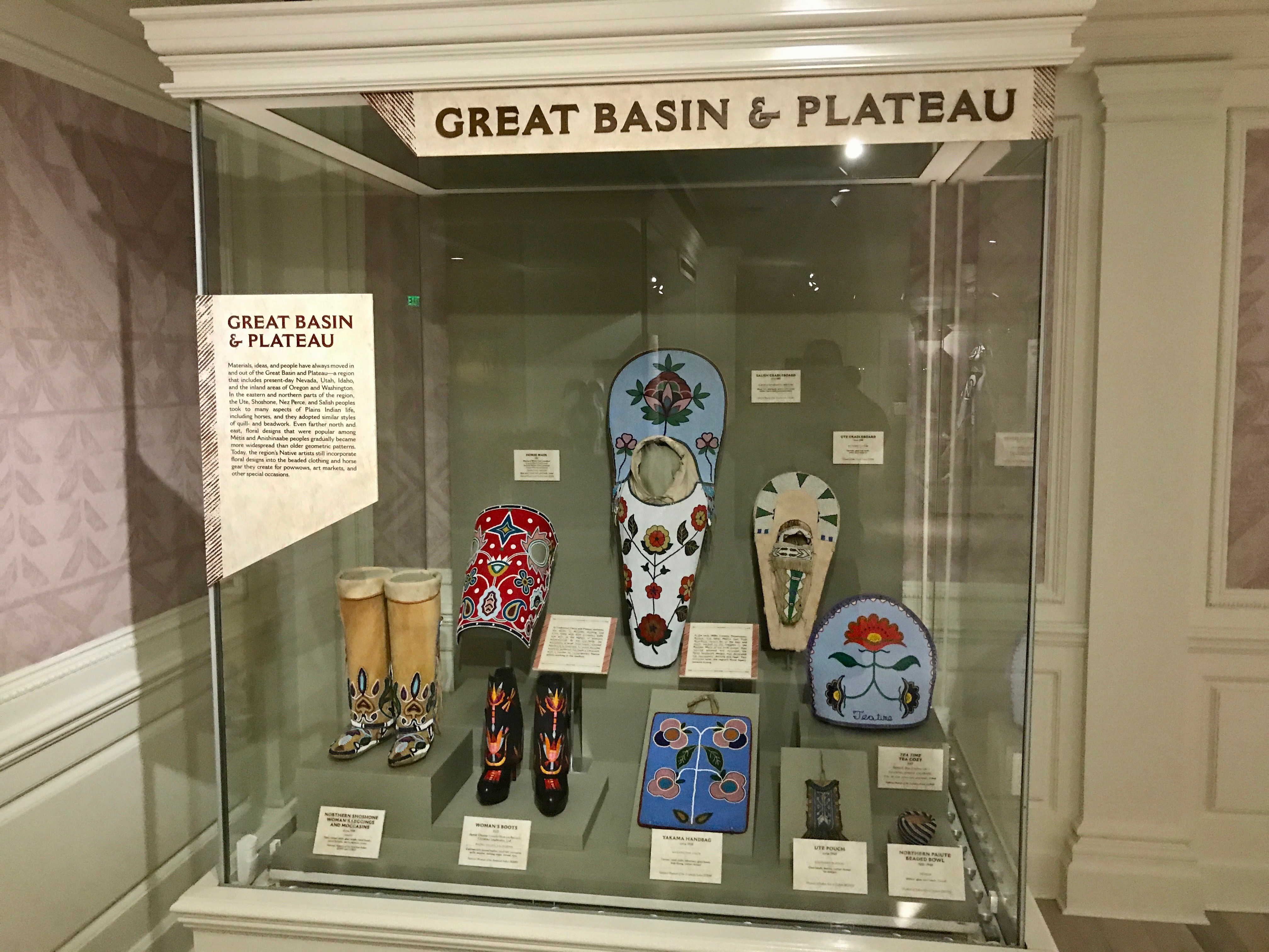 August Epcot Photo Update: American Adventure "Creating Tradition ...