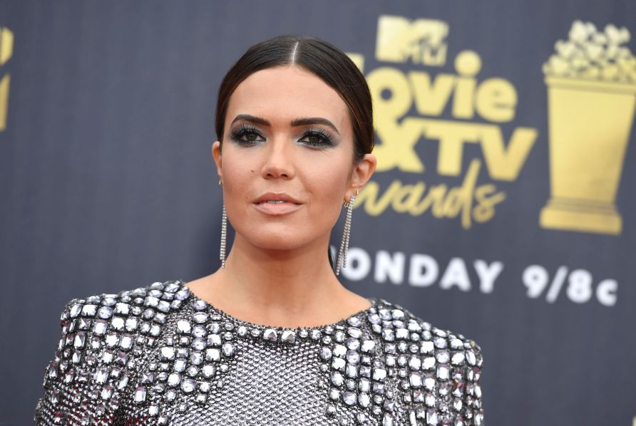 Mandy Moore Reportedly Signs Pod Deal with 20th Century Fox TV