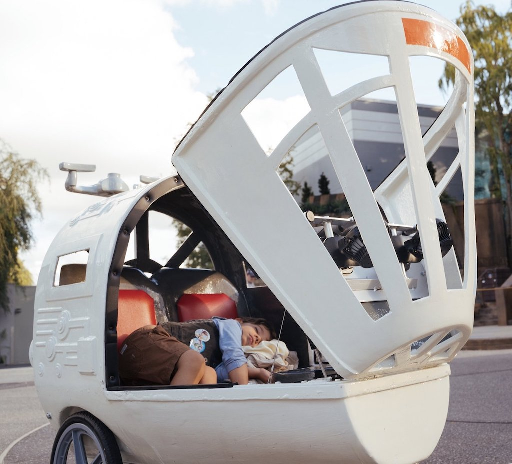 Fantasy Strollers Announces Spaceship Stroller Rentals For Spring 2019