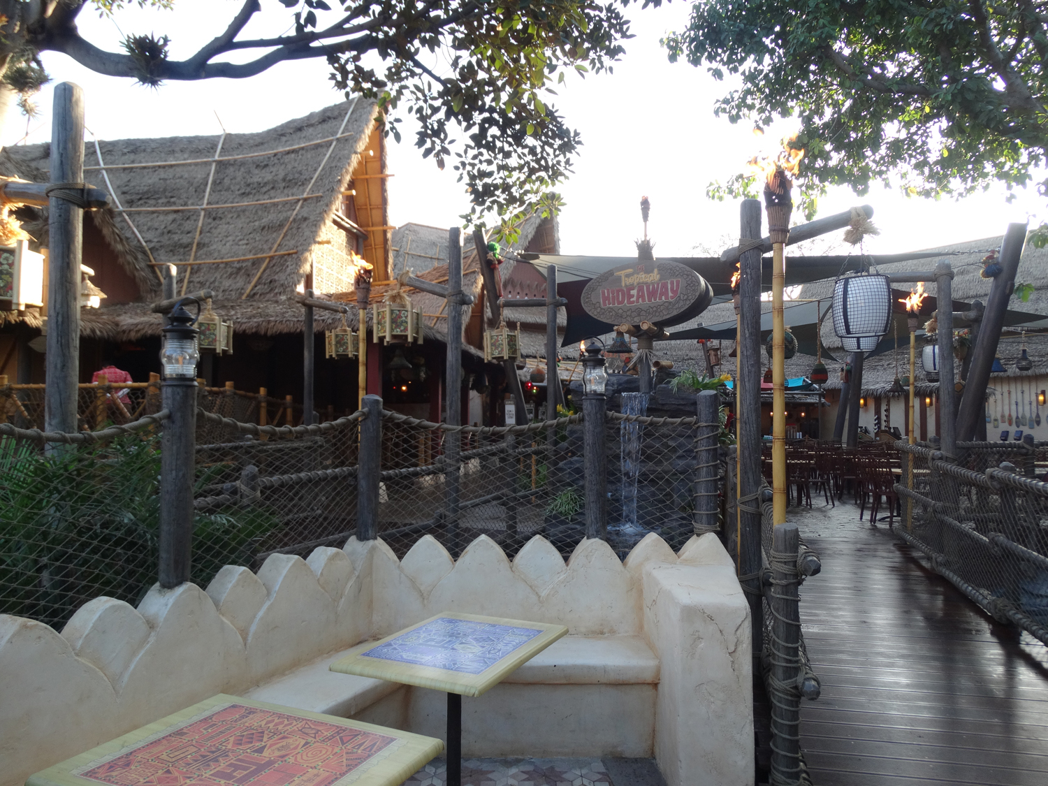 Video: The Tropical Hideaway Opens at Disneyland with Cool Theming ...