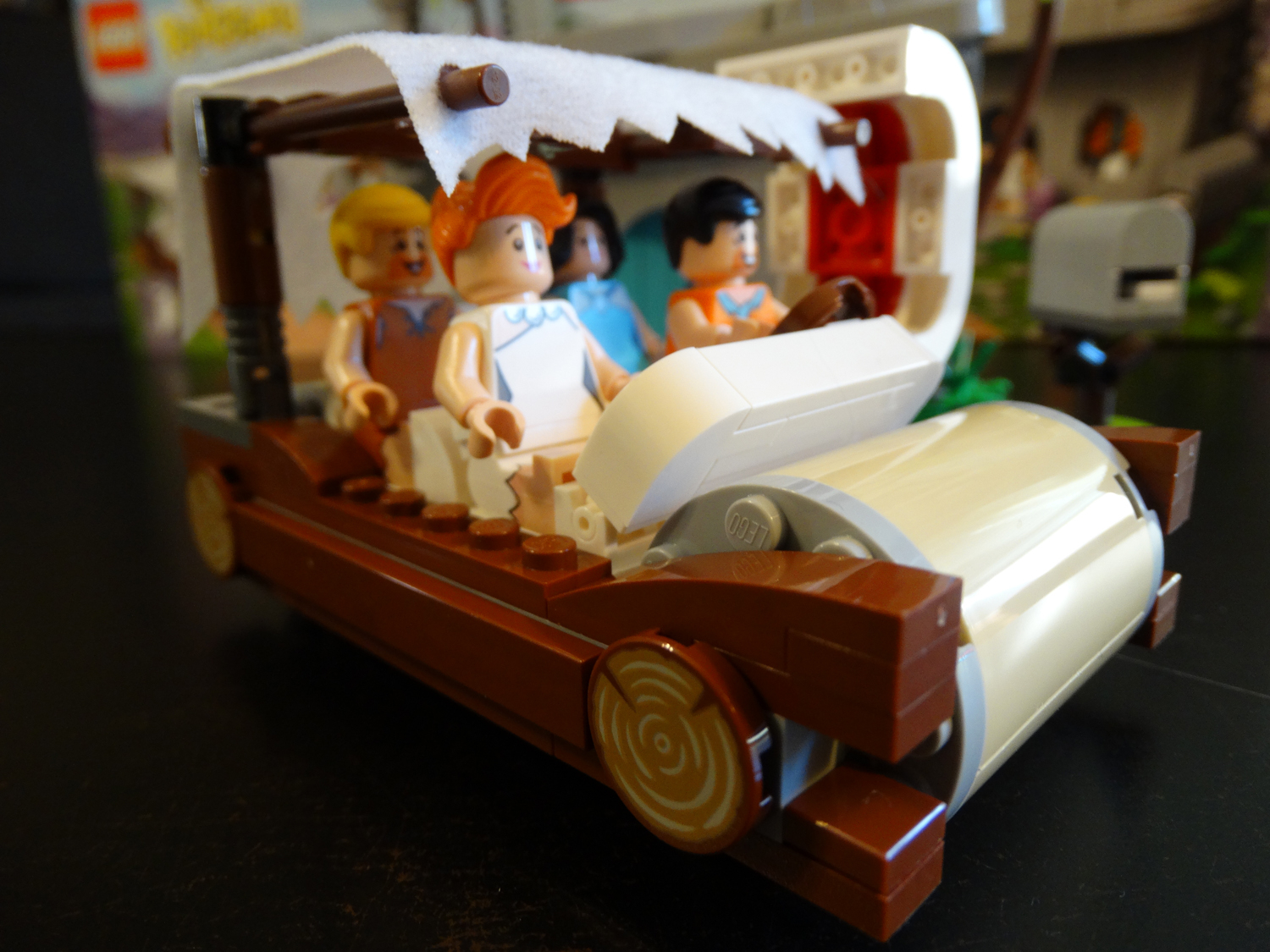 Video Review: The Flintstones LEGO Set Brings the Modern Stone-Age ...