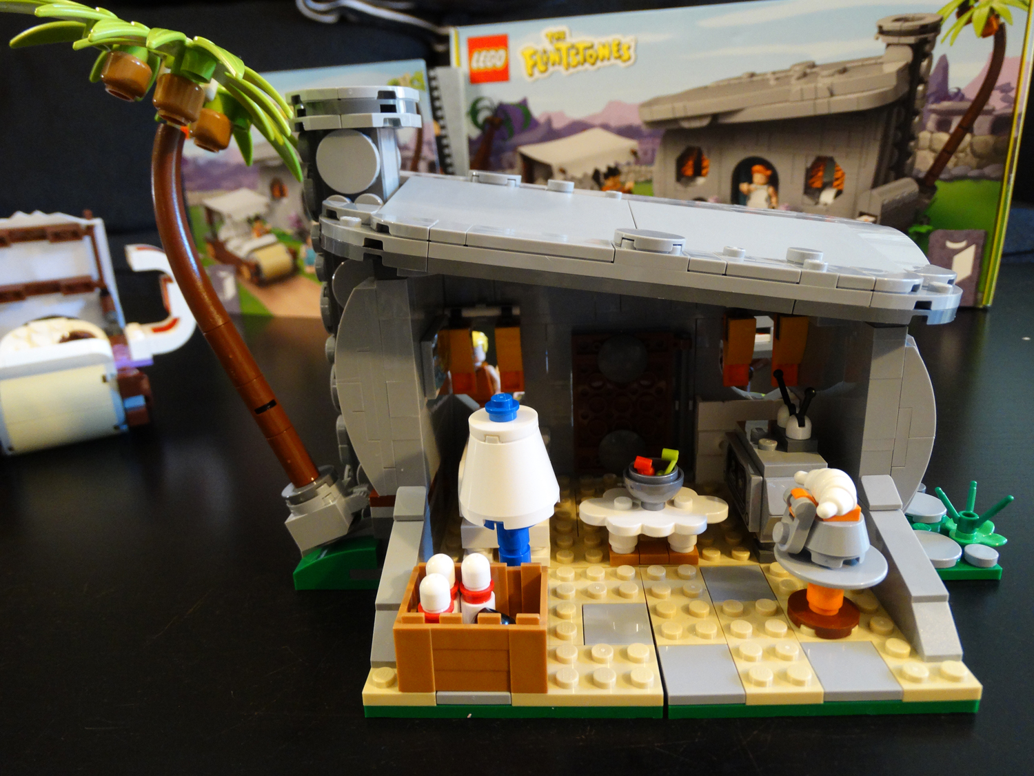 Video Review: The Flintstones LEGO Set Brings the Modern Stone-Age ...