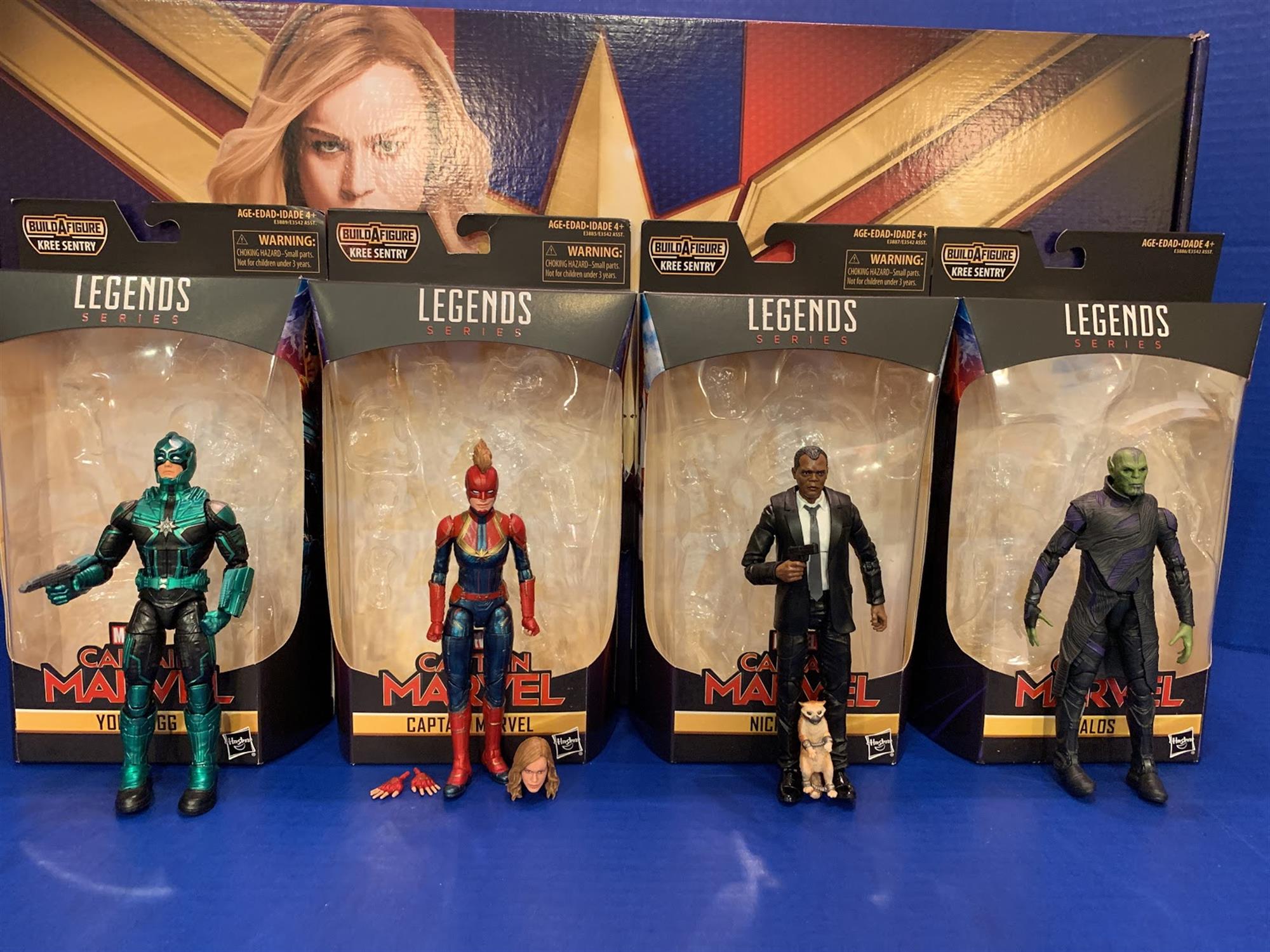 Toy Review: "Captain Marvel" by Hasbro (Marvel Legends and Dolls ...