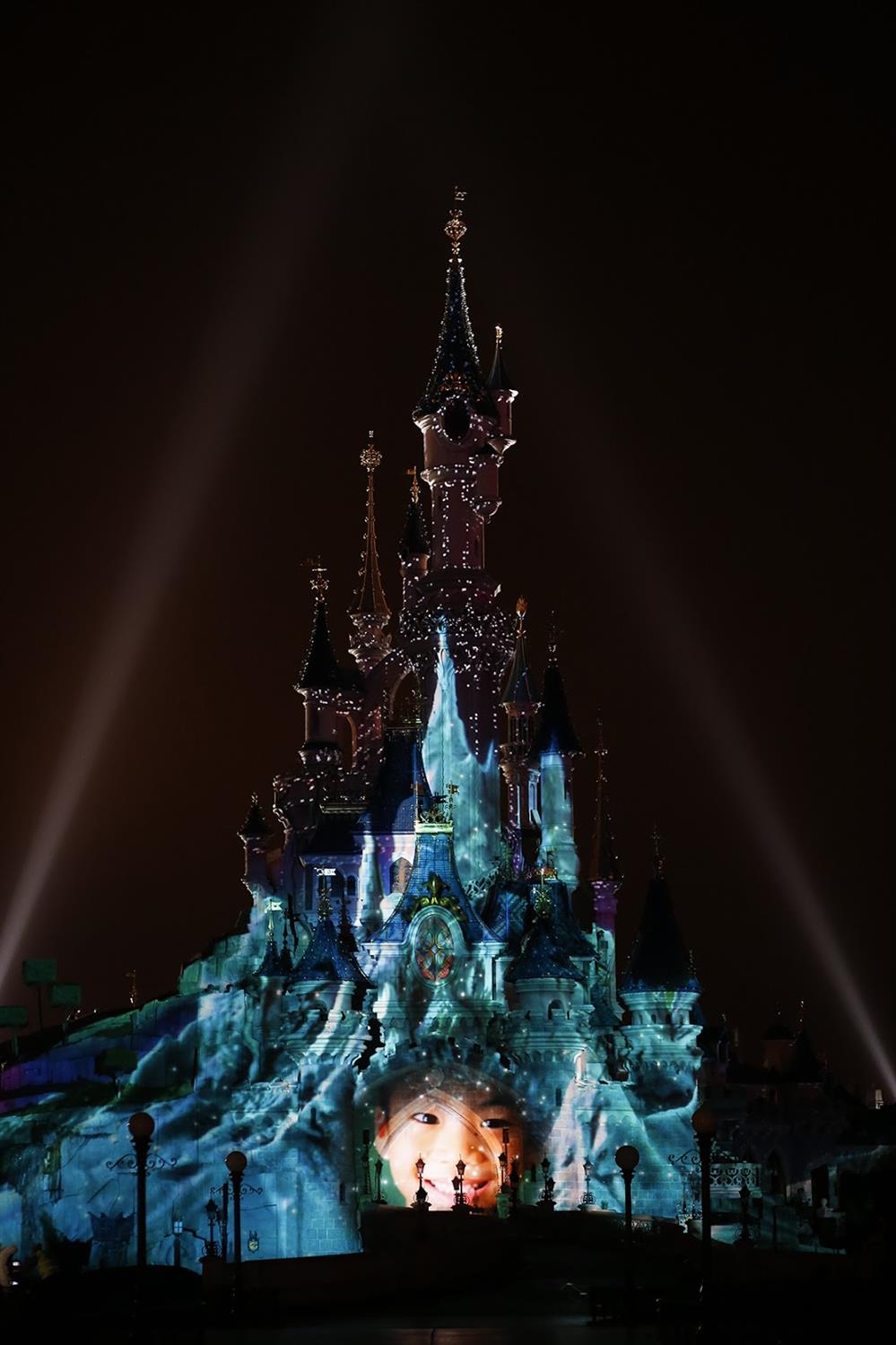 Disneynature Projection Show Returning to Disneyland Paris