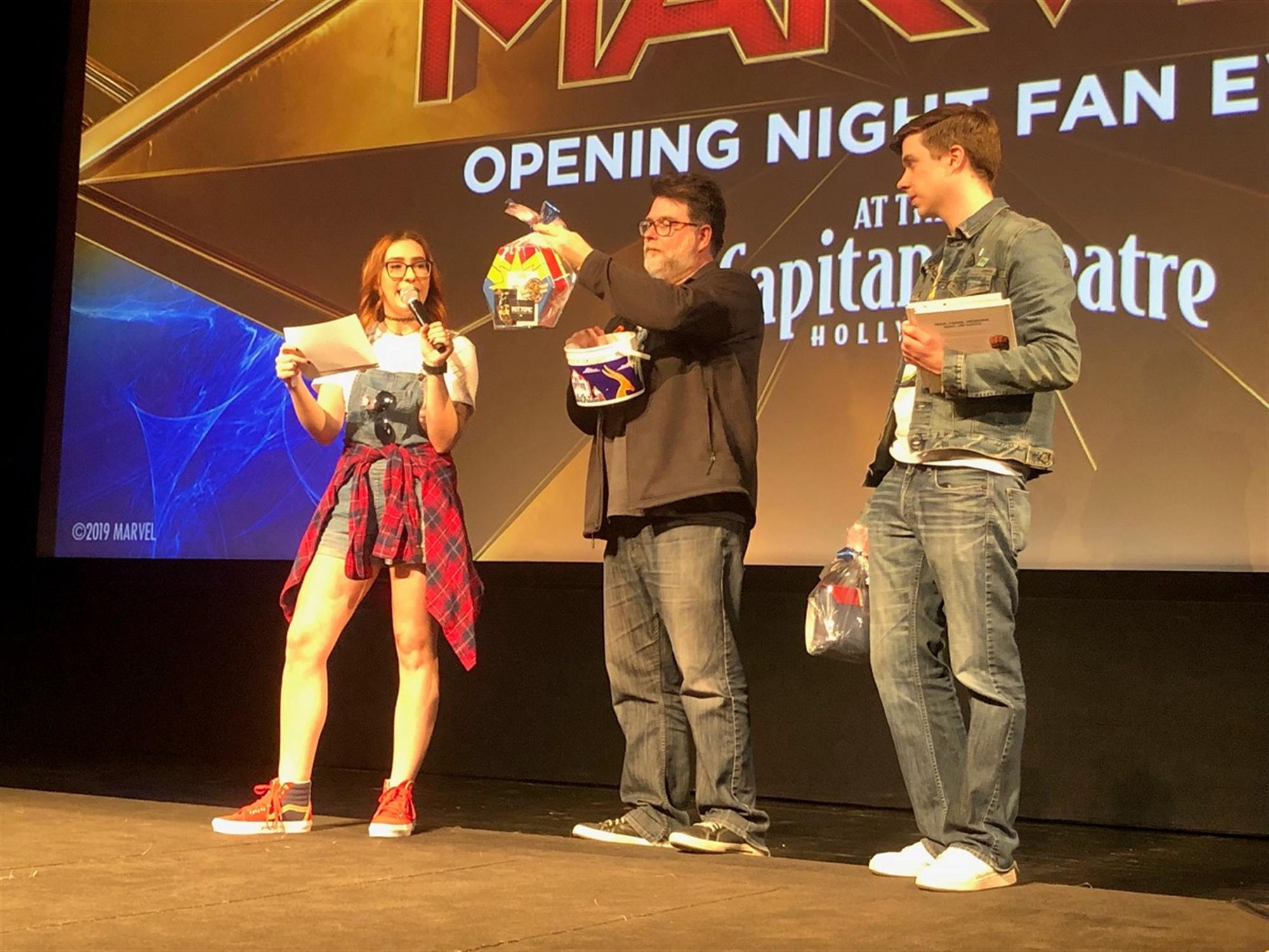 Hollywood’s El Capitan Hosts "Captain Marvel" Fans in Opening Night ...